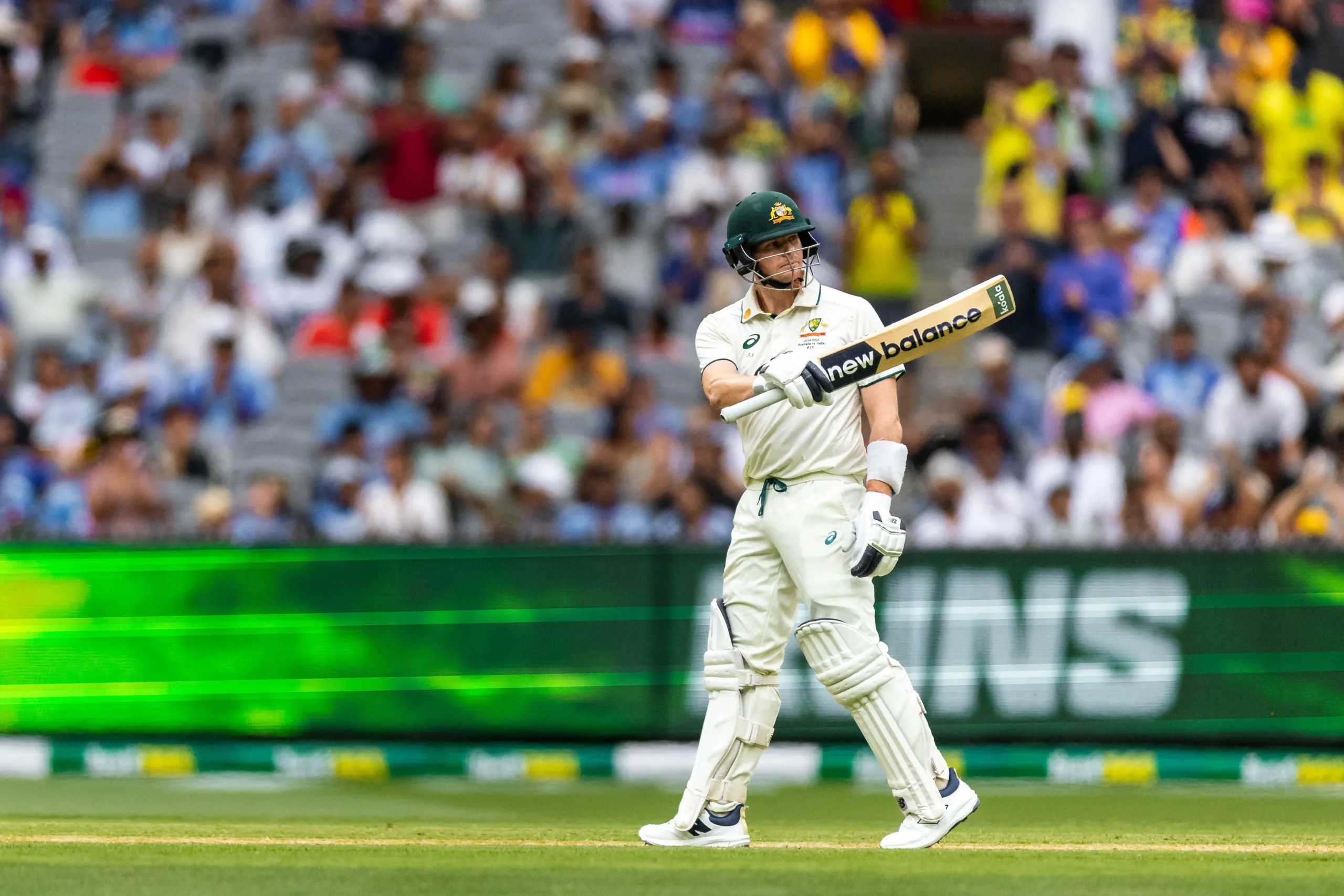 Steve Smith alcanzó su segunda tonelada de las series IND y AUS y puso ...